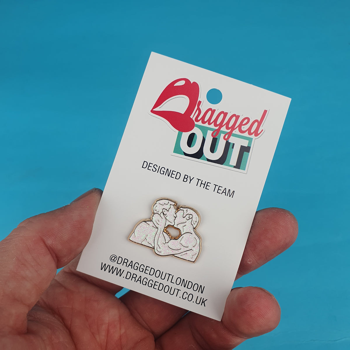 Kissing Pin Badge Dragged Out
