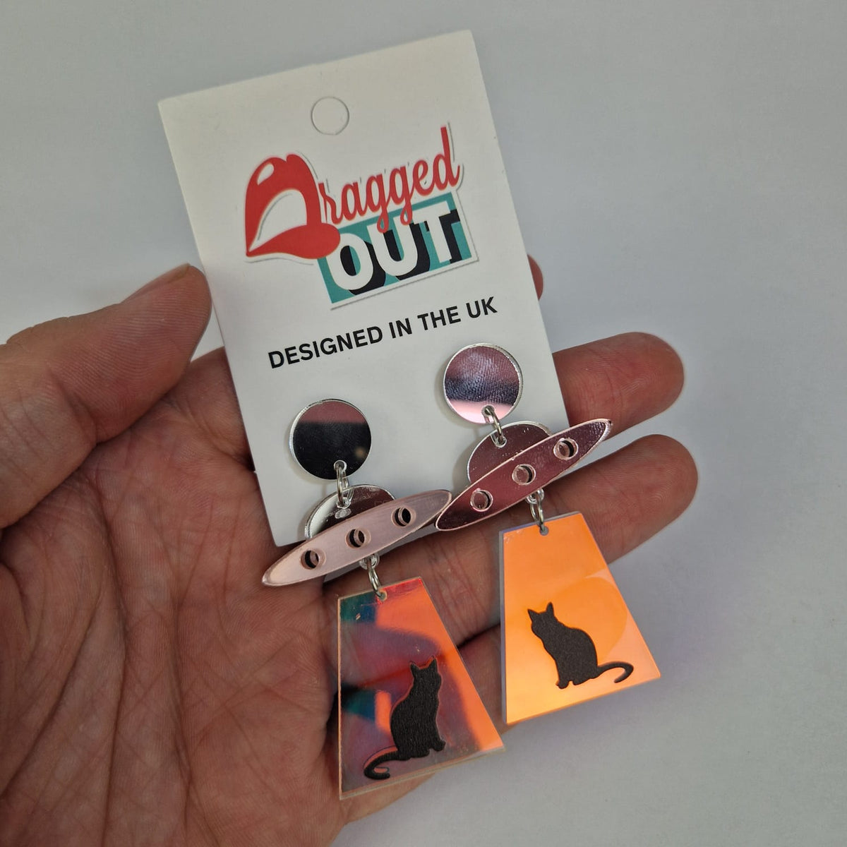 Alien Abduction Cat Acrylic Earrings – Dragged Out